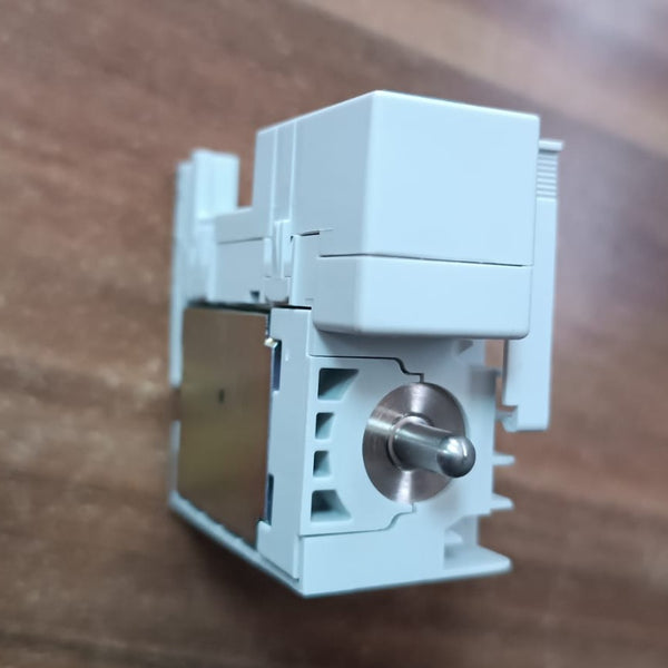 ABB UT5 UVR Assemblly YU XT5-XT6 12 Vdc ,Undervoltage Release 1SDA1049 – Gümrük Sepeti